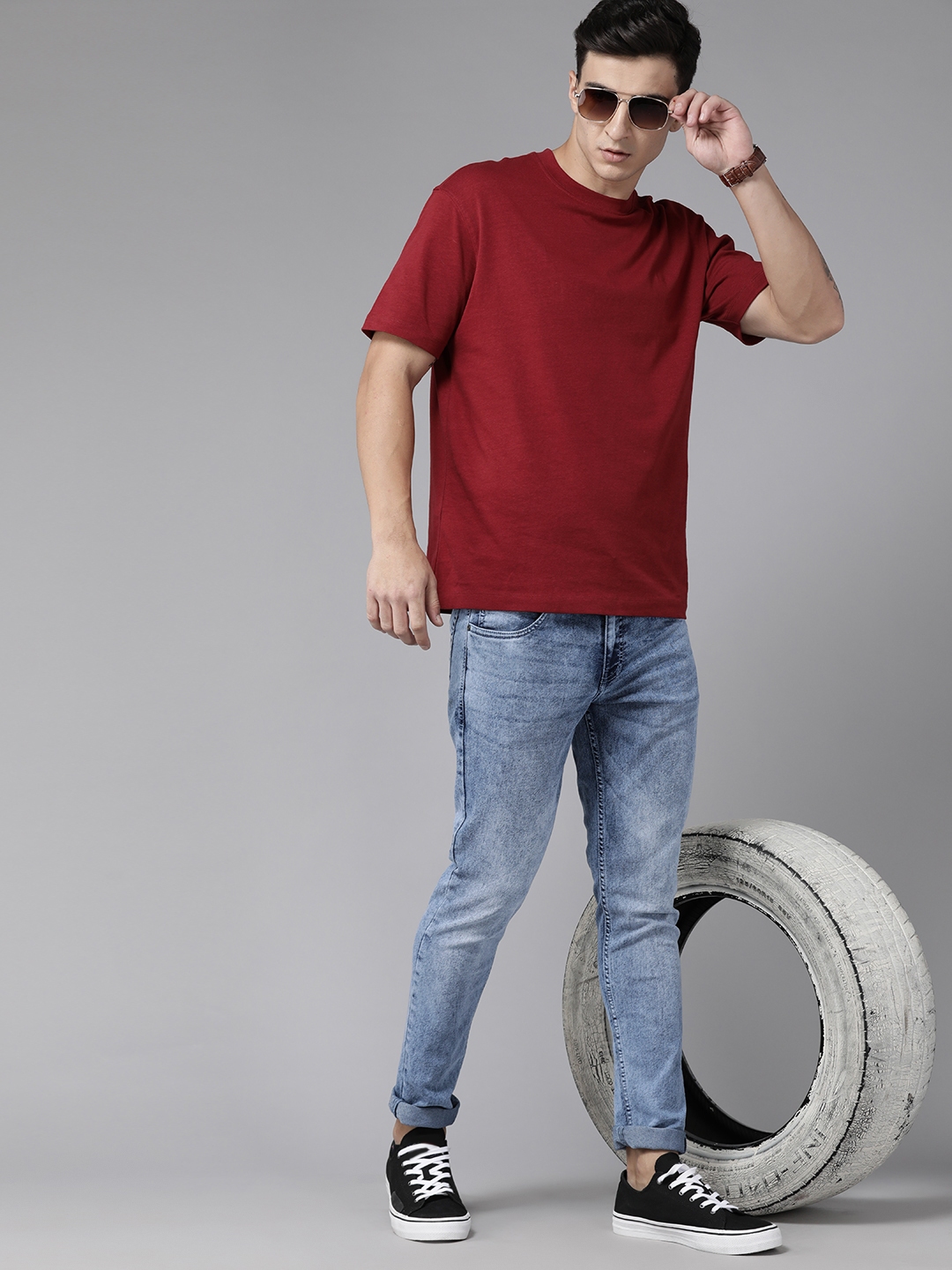 Buy The Roadster Lifestyle Co Men Slim Tapered Fit Light Fade Stretchable Jeans Jeans For Men