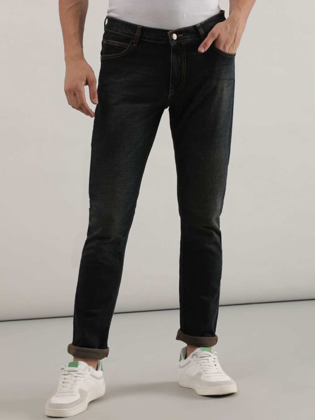 Buy Lee Men Cotton Bruce Skinny Fit Stretchable Jeans - Jeans for Men ...