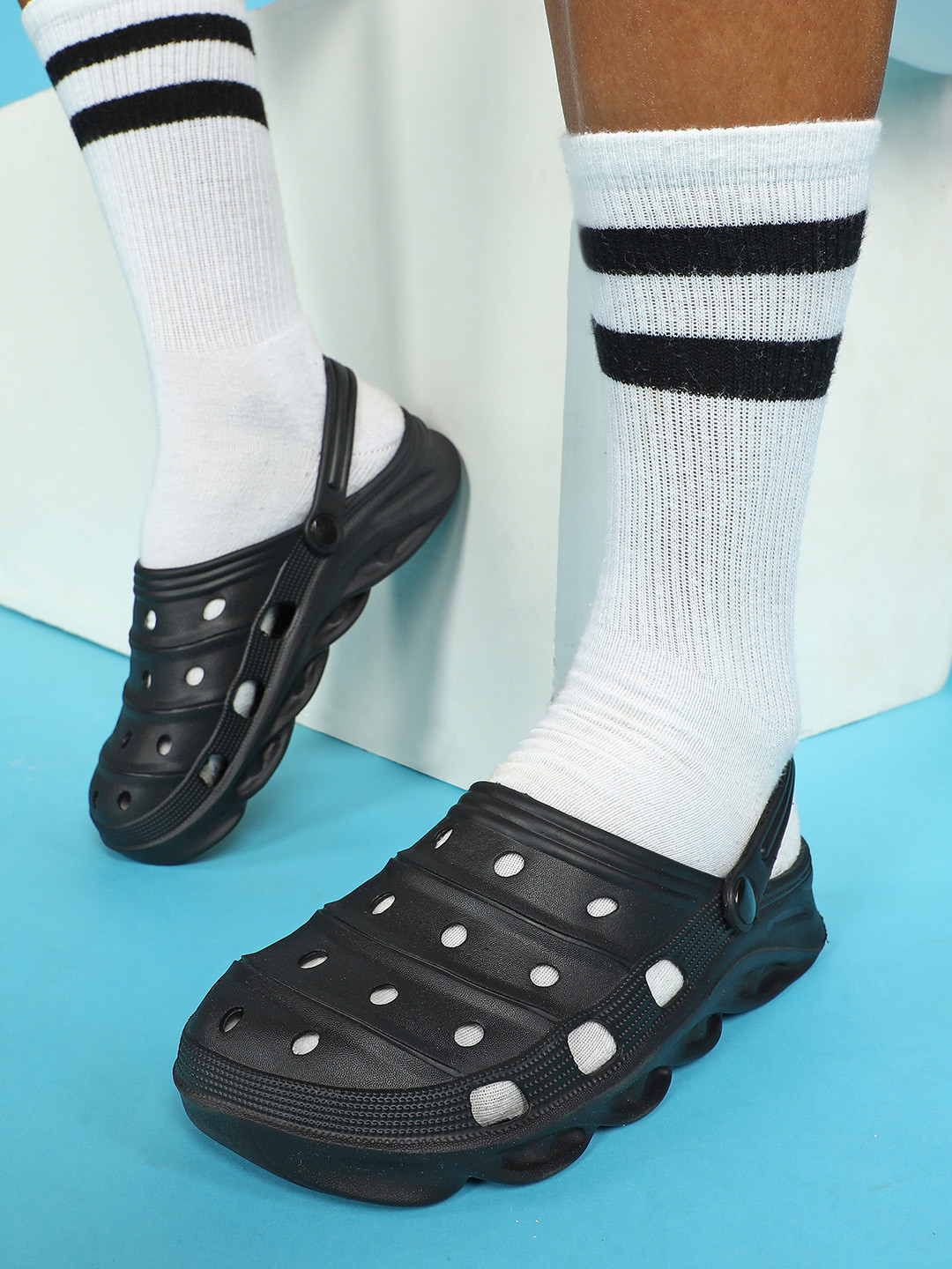 Buy Paragon Men Ultra Comfortable Clogs - Flip Flops for Men 22606770 ...