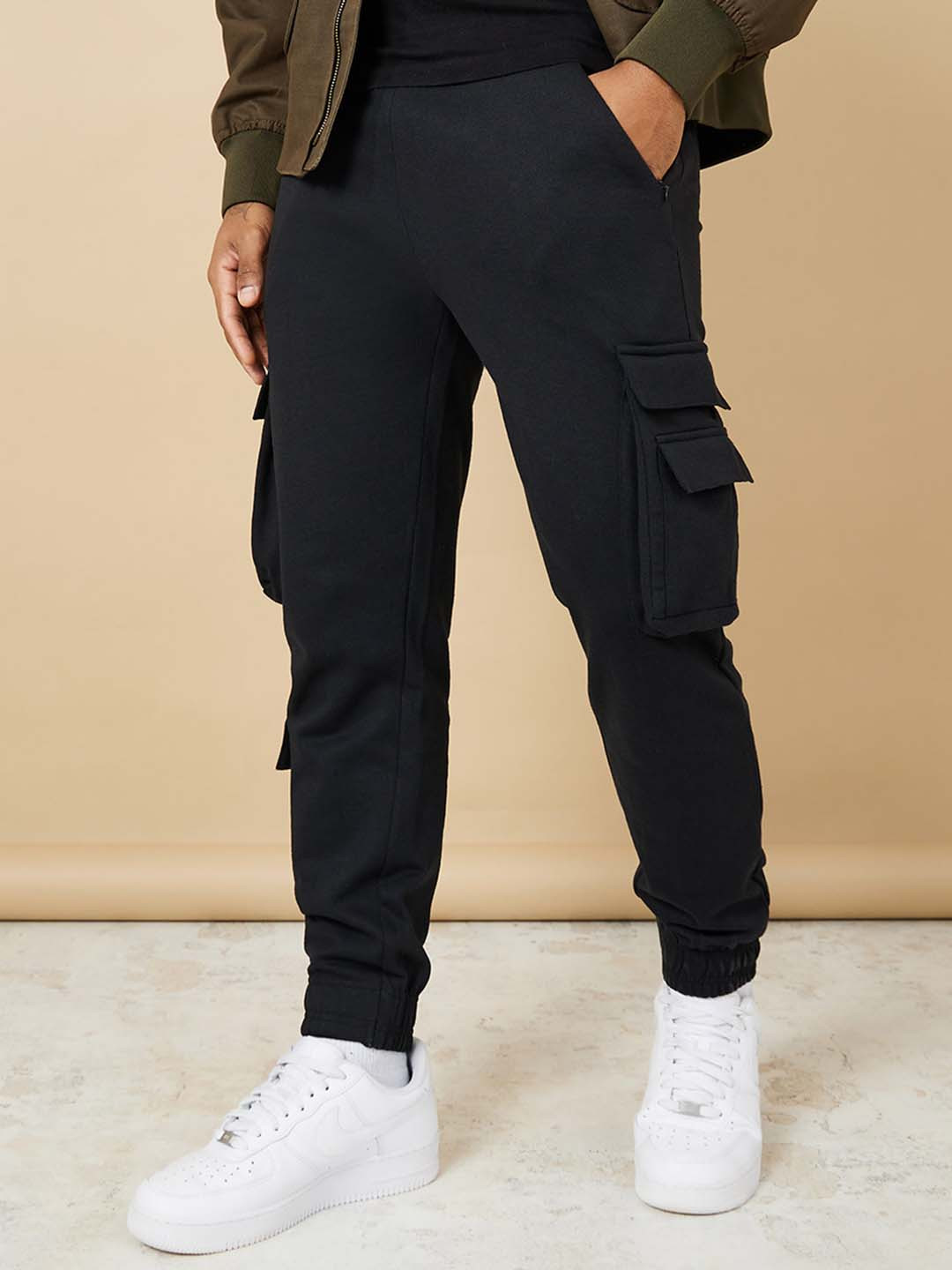 Buy Styli Men Solid Relaxed Fit Cotton Joggers With Zipper Pockets ...