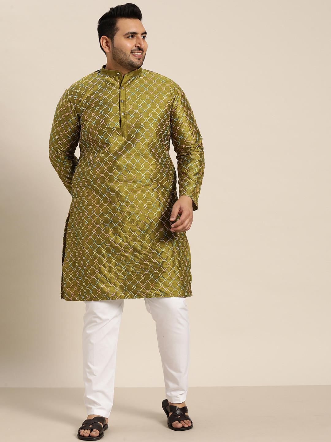 Buy SOJANYA PLUS Men Plus Size Geometric Embroidered Kurta - Kurtas for ...