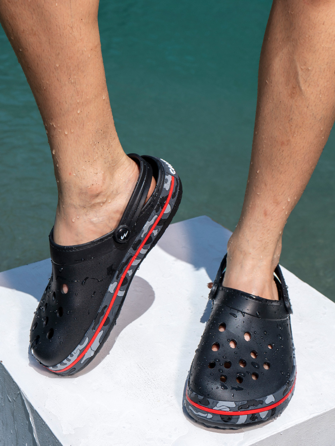 Buy Campus GC 4001 Men Slip On Clogs - Flip Flops for Men 22680862 | Myntra