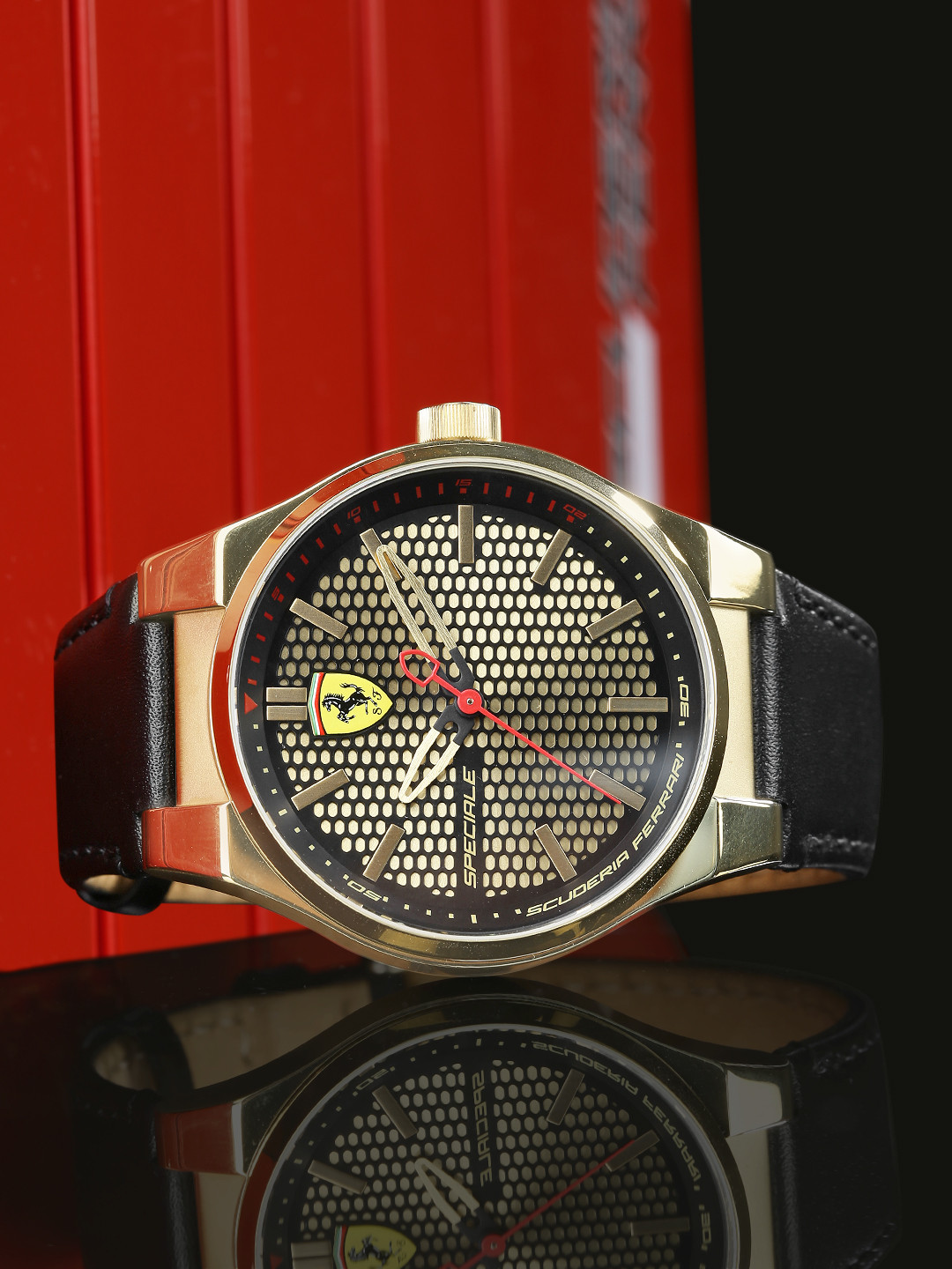 Buy SCUDERIA FERRARI Men Gold Toned SPECIALE Analogue Watch - Watches ...