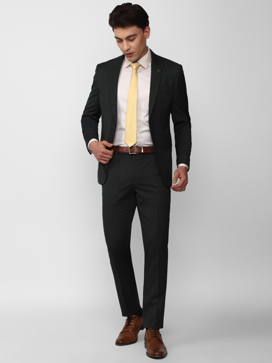 Buy Peter England Elite Men Self Design Slim Fit Single Breasted 2 ...