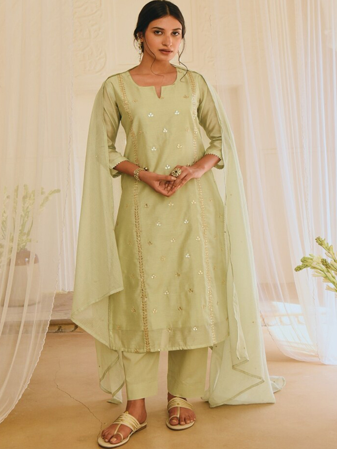 Buy KARAJ JAIPUR Ethnic Motifs Embroidered Kurta With Trousers ...