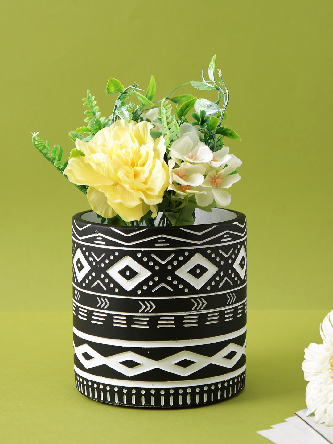 Buy TAYHAA Black & White Engraved Pattern Ceramic Planter - Planters ...