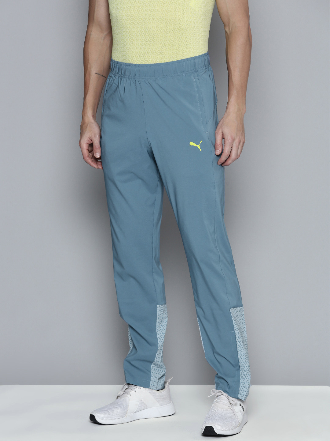 Buy One8 X PUMA Men Virat Kohli Woven Training Mid Rise Track Pants ...