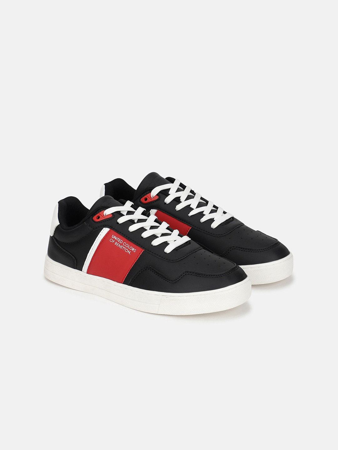 Buy United Colors Of Benetton Men Colourblocked Lightweight Sneakers ...