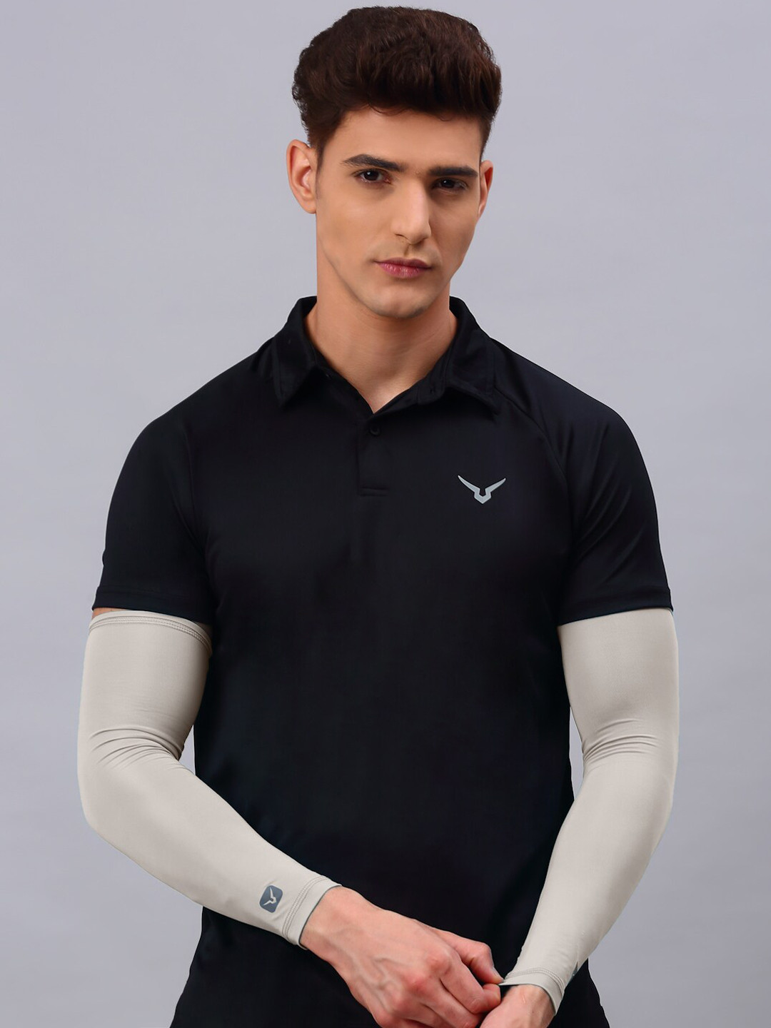 Buy Invincible Men Tech Arm Sleeves - Sports Accessories for Men 22828598 | Myntra