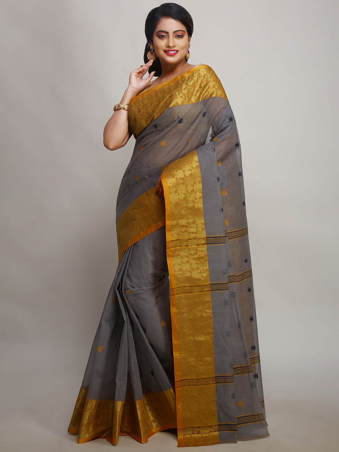 Buy WoodenTant Ethnic Motif Pure Cotton Taant Zari Saree - Sarees for ...
