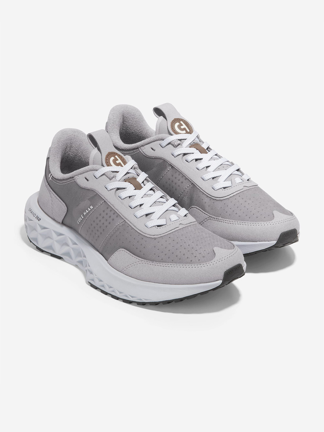 Buy Cole Haan GREY Men ZEROGRAND OUTPACE III - Sports Shoes for Men ...