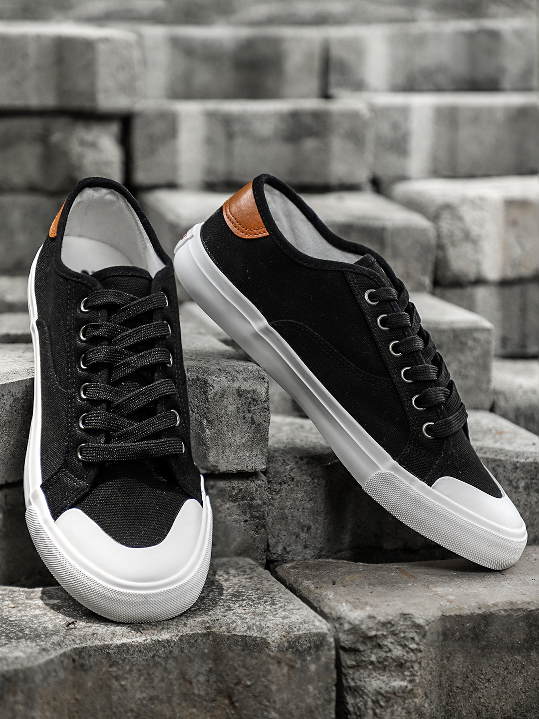 Buy Roadster Men Black Sneakers - Casual Shoes for Men 2284800 | Myntra