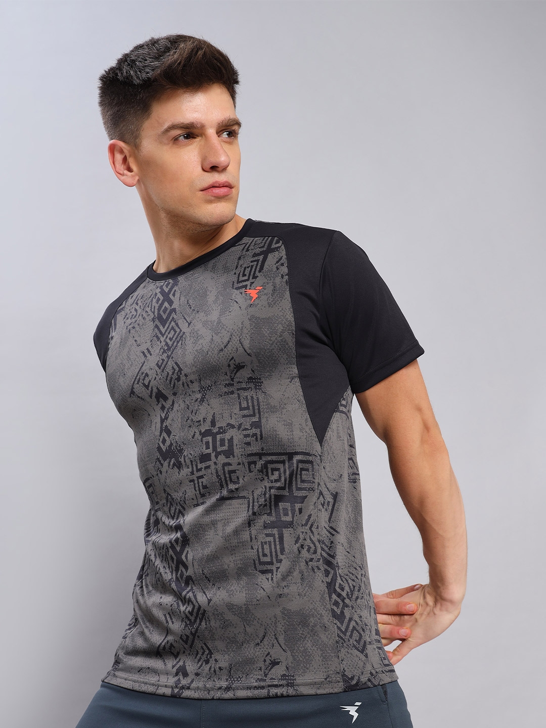 Buy Technosport Aabstract Printed Antimicrobial Slim Fit T Shirt Tshirts For Men 22856078 Myntra