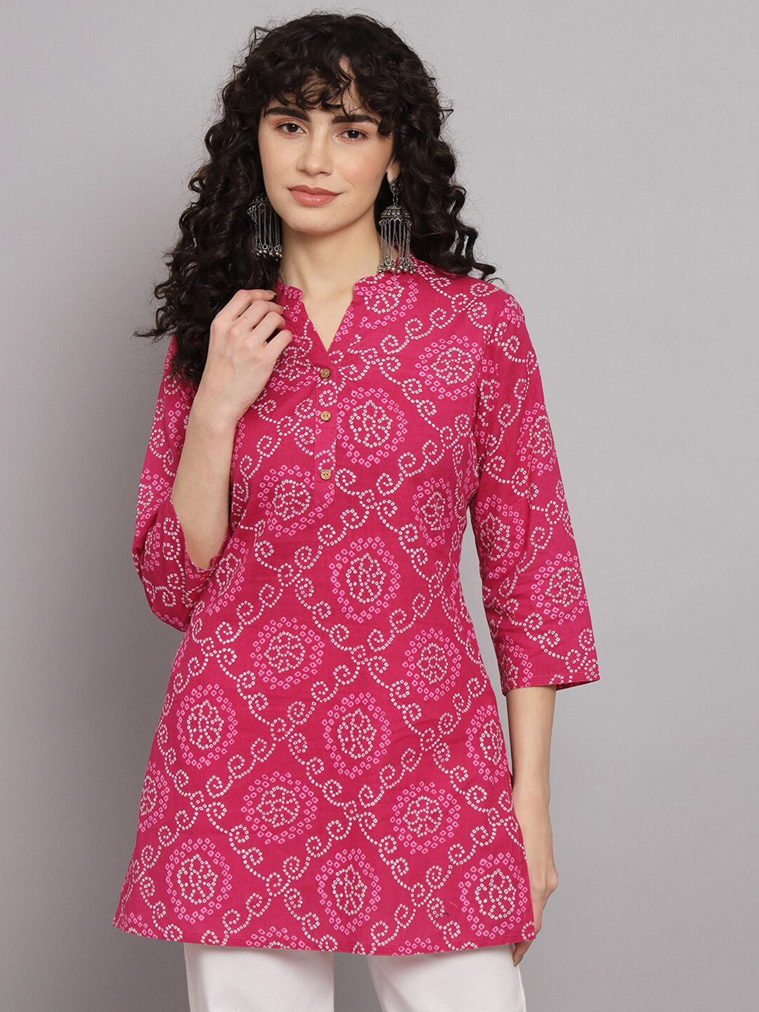 Buy Silai Bunai Pink & White Bandhani Printed Kurti - Kurtis for Women ...