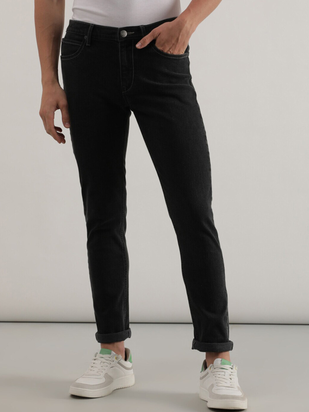 Buy Lee Men Mid Rise Bruce Skinny Fit Stretchable Cotton Jeans - Jeans ...