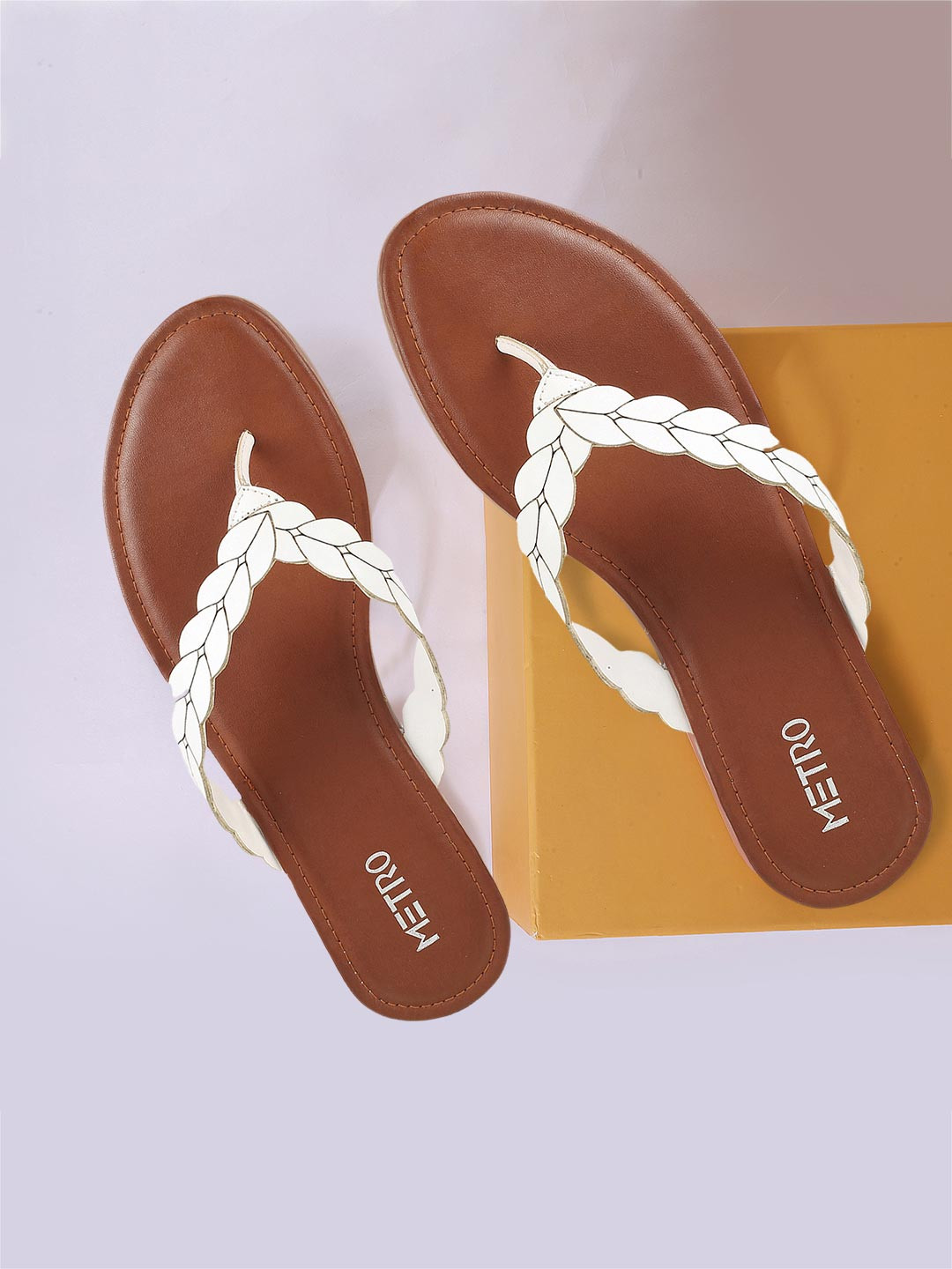 Buy Metro Printed Open Toe Flats - Flats for Women 22954422 | Myntra