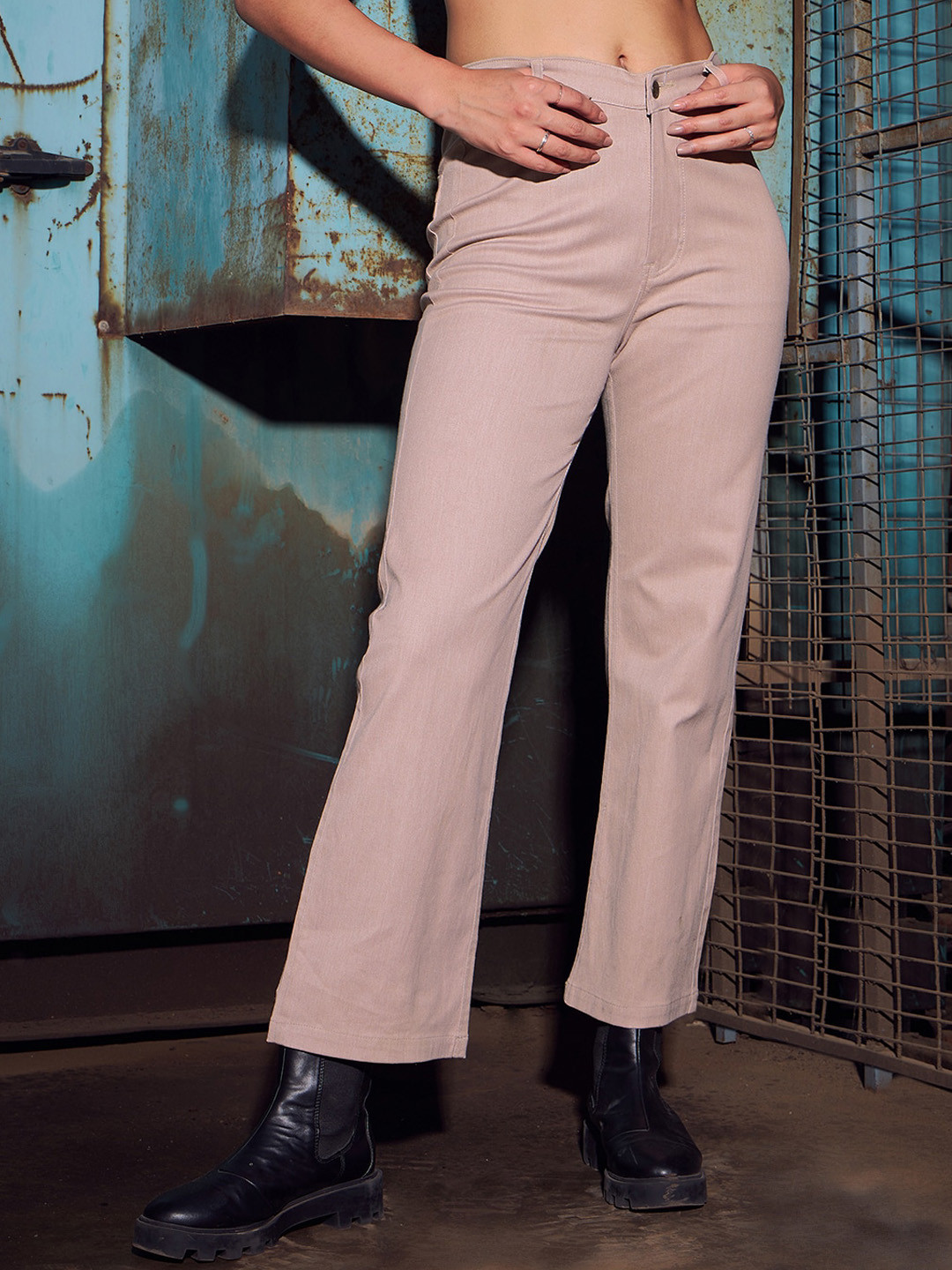 Buy KASSUALLY Women Peach Coloured Straight Fit Stretchable Jeans ...
