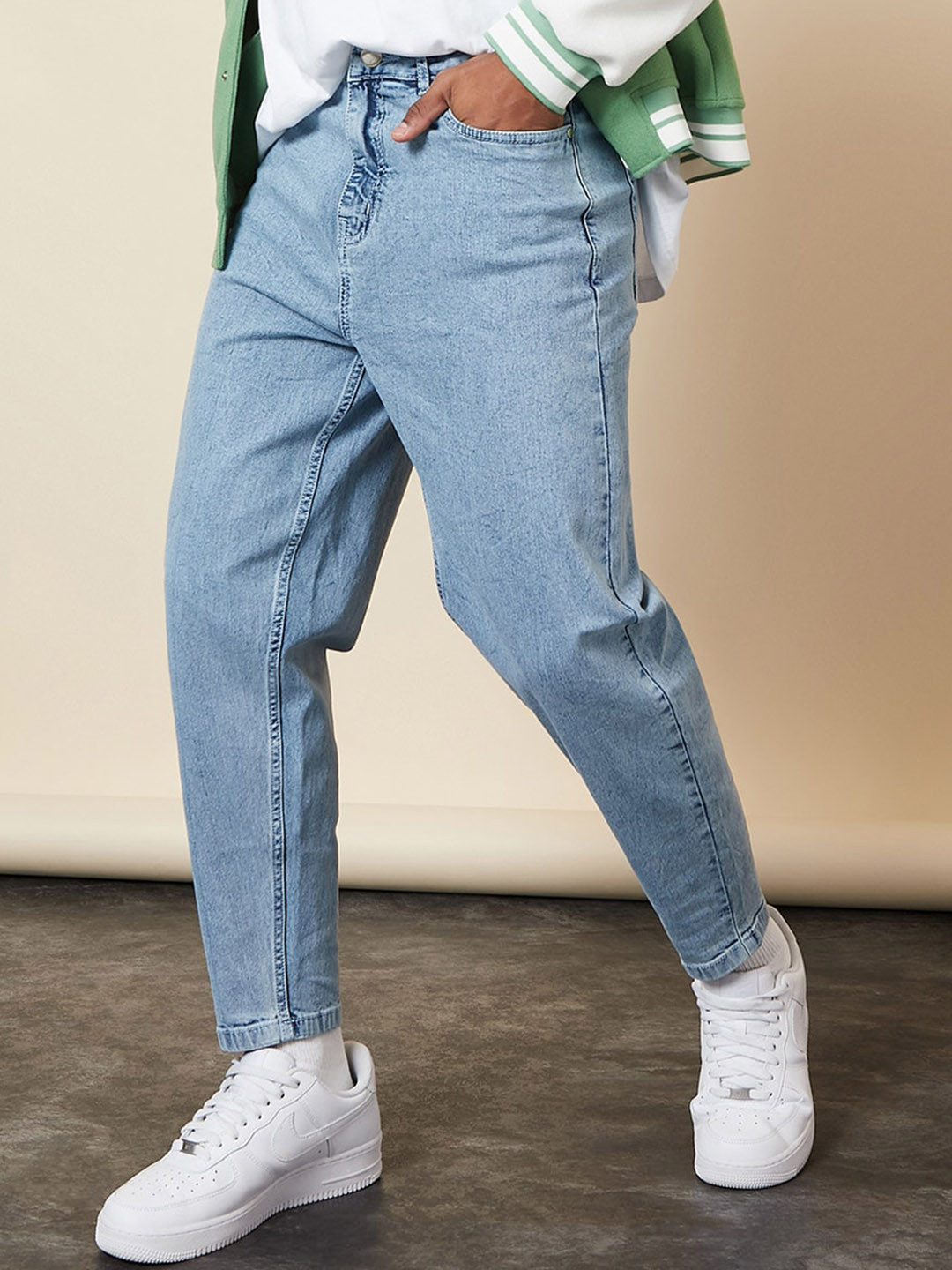 Buy Styli Men Balloon Fit Mid Rise Cotton Jeans - Jeans for Men ...