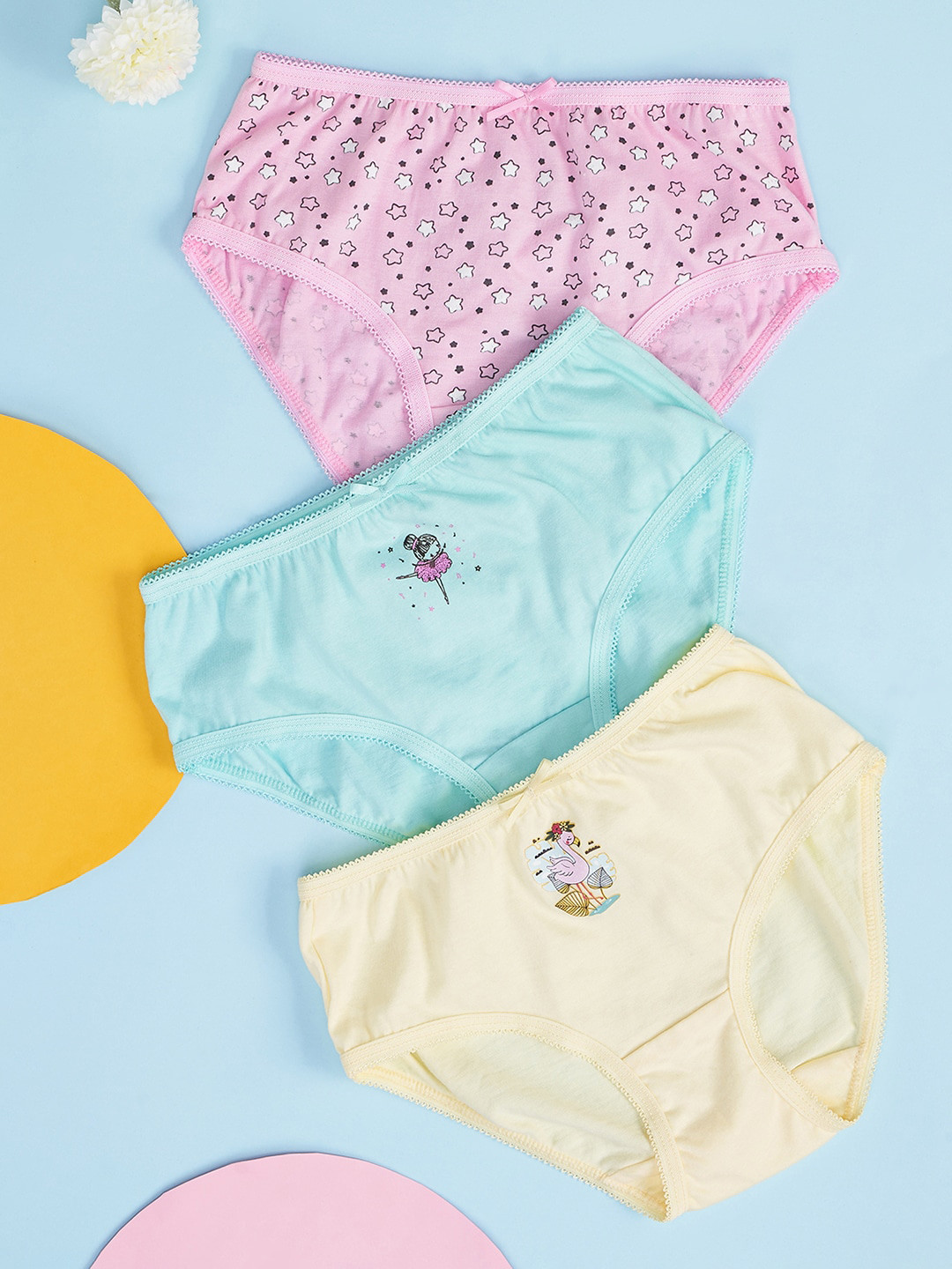 Buy Pantaloons Junior Girls Pack Of 3 Printed Cotton Basic Briefs ...