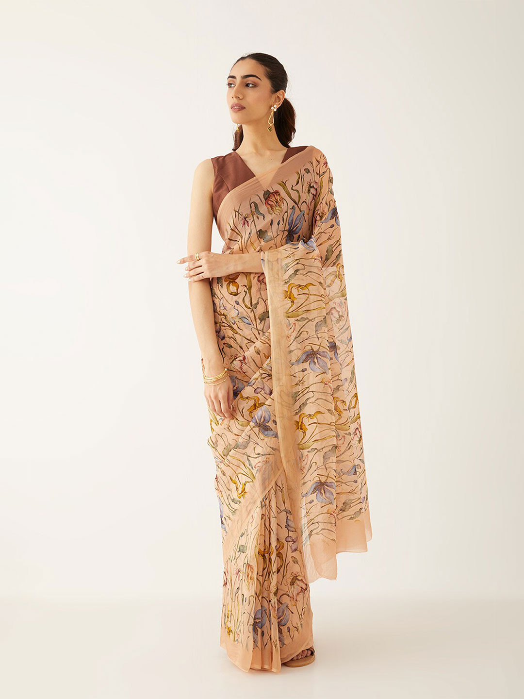 Buy Taneira Floral Printed Saree - Sarees for Women 23033212 | Myntra