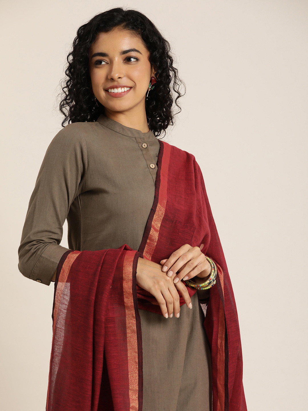 Buy Taavi Woven Design Jamdani Cotton Dupatta With Zari Details ...