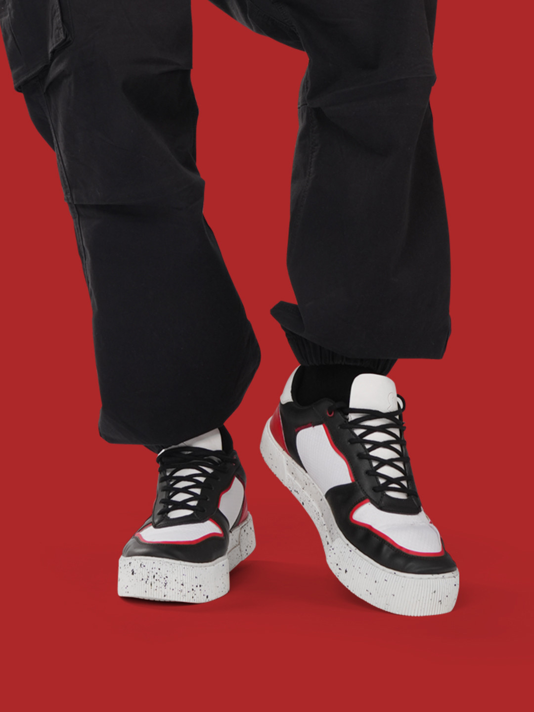 Buy SOLETHREADS REBEL Men SPLATTER Colourblocked Water Repellent Upper ...