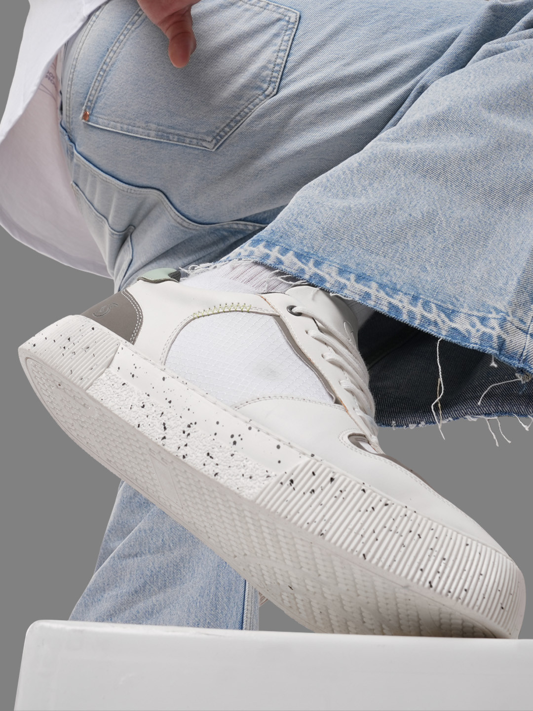 Buy SOLETHREADS REBEL Men SPLATTER Colourblocked Water Repellent Upper ...