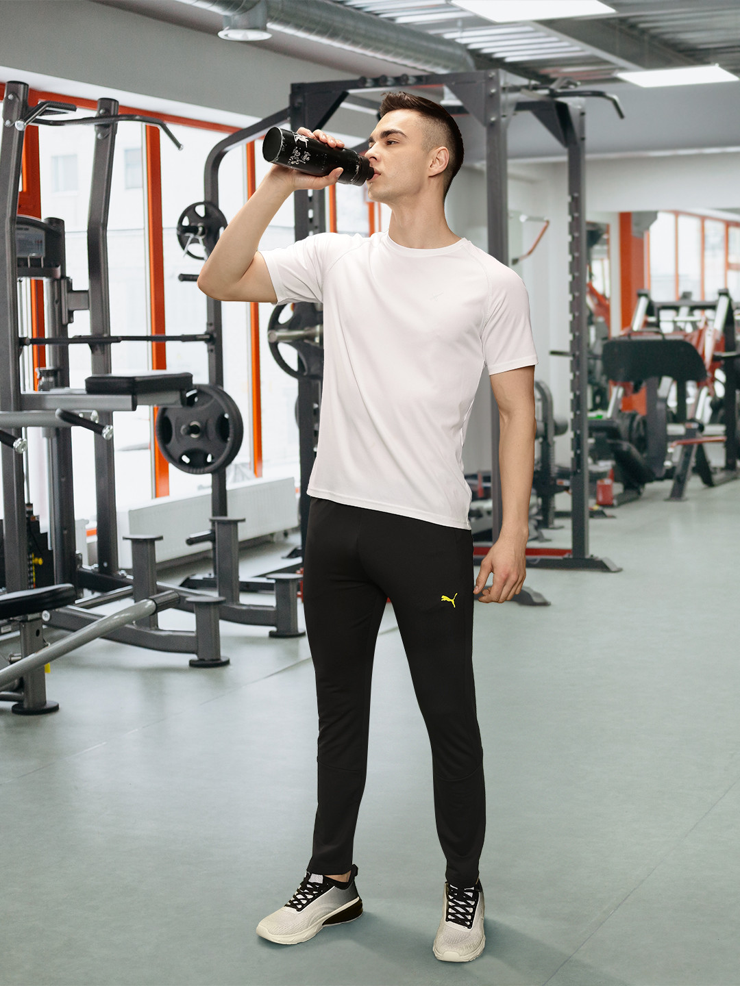 Buy One8 X PUMA Men Virat Kohli Active Slim Fit Training Track Pants ...