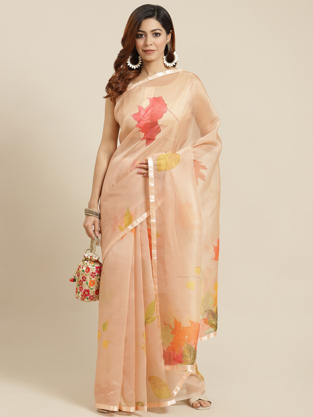 Buy Somras Floral Printed Saree - Sarees for Women 23135716 | Myntra