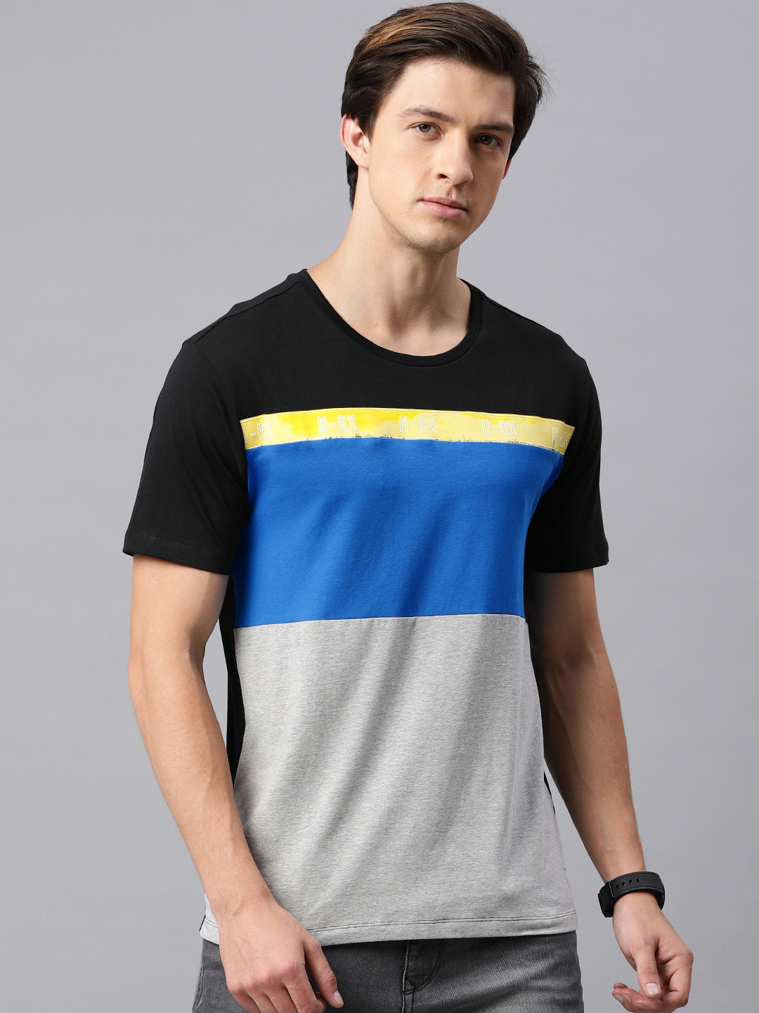 Buy HRX By Hrithik Roshan Men Black Colourblocked Round Neck T Shirt ...