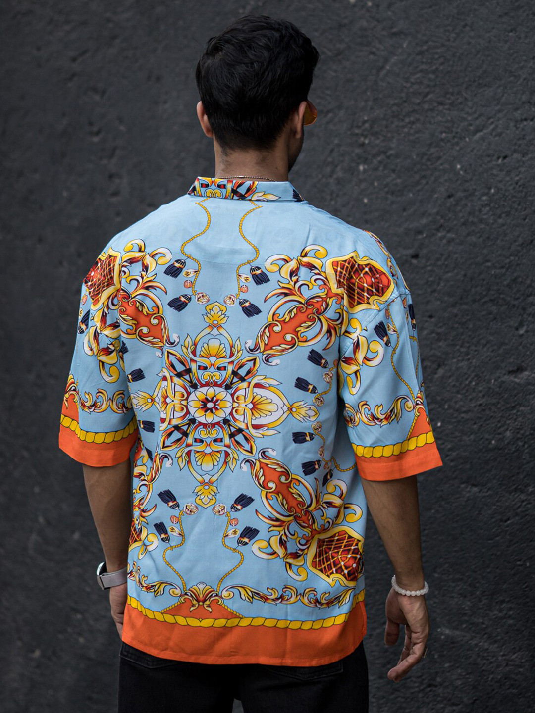 Buy Powerlook Men Blue & Orange India Slim Printed Drop Shoulder ...