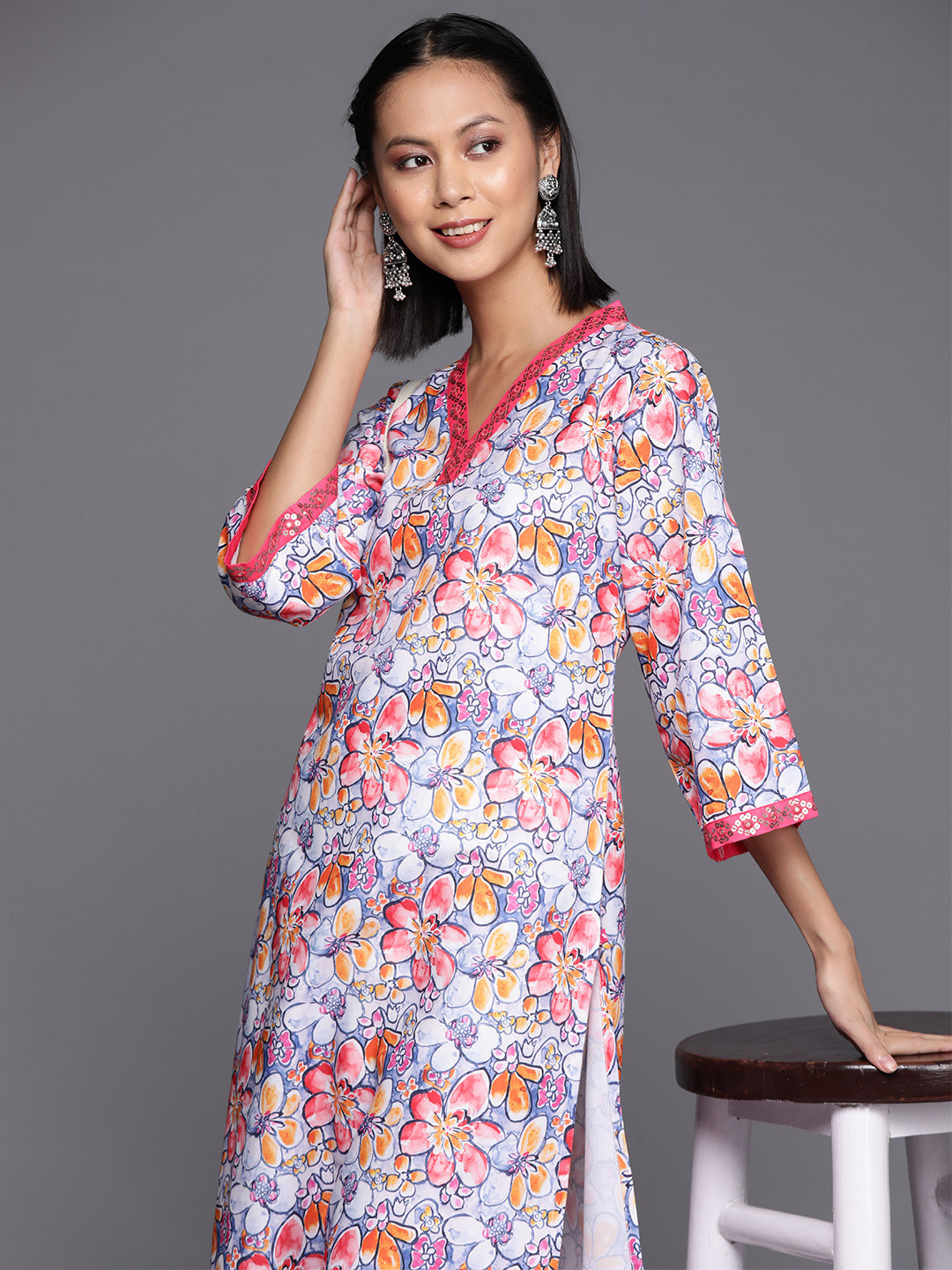 Buy Varanga Floral Printed Flared Sleeves Sequinned Kurta - Kurtas for ...