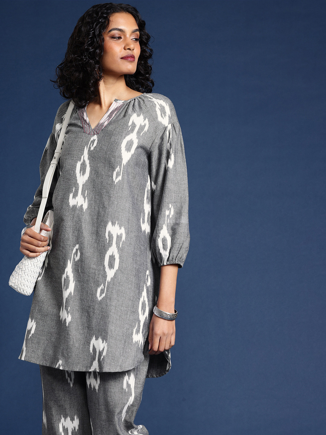 Buy Taavi Women Ikat Ethnic Motifs Printed Pure Cotton Kurti With ...