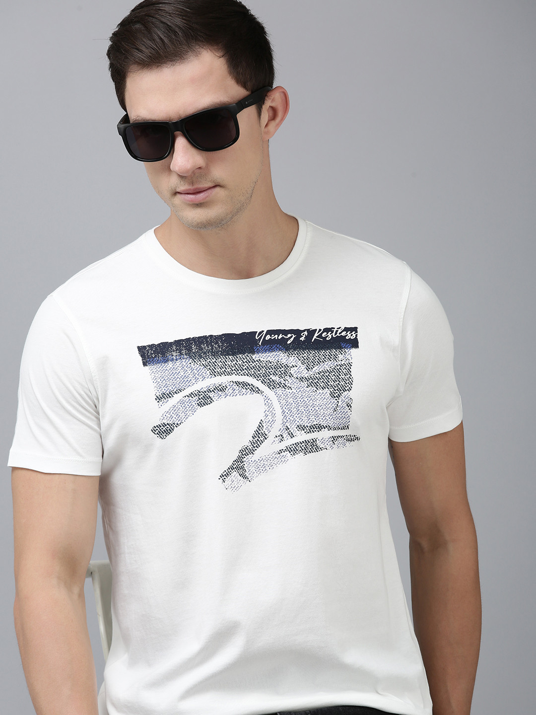 Buy SPYKAR Men Brand Logo Printed Pure Cotton Slim Fit T Shirt ...