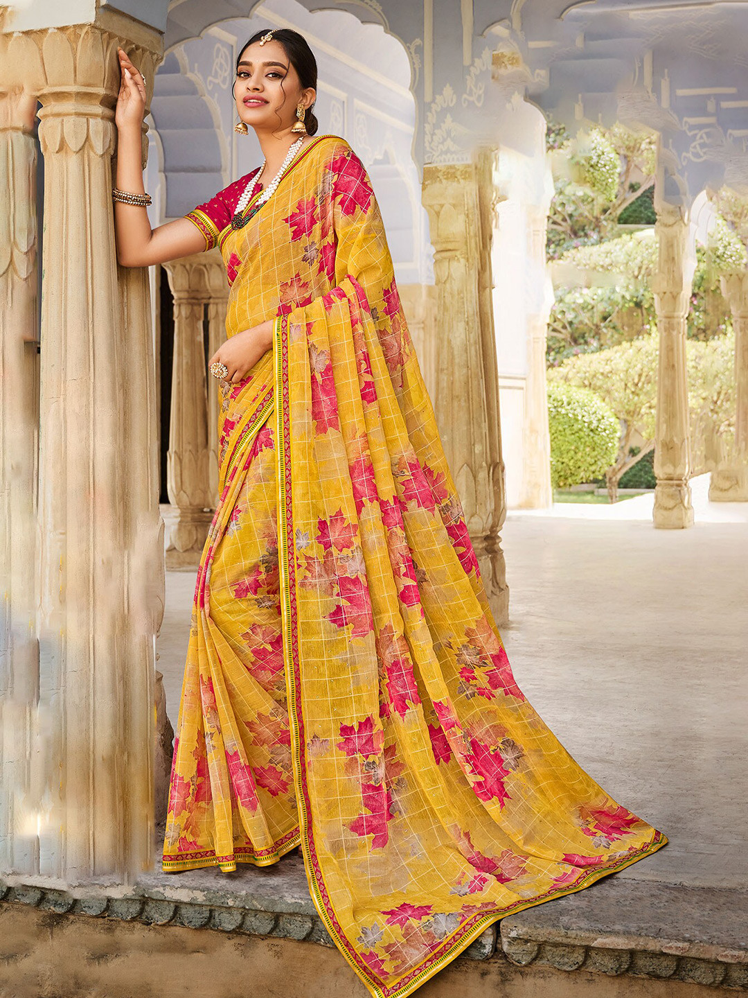 Buy Laxmipati Floral Printed Saree - Sarees for Women 23302800 | Myntra
