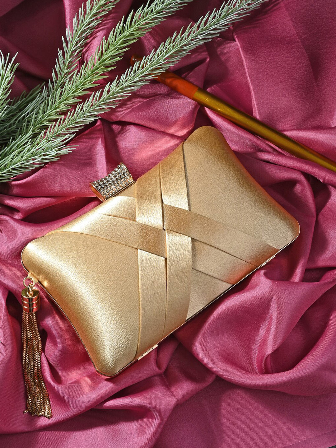 Buy Toobacraft Textured Box Clutch - Clutches for Women 23343706 | Myntra