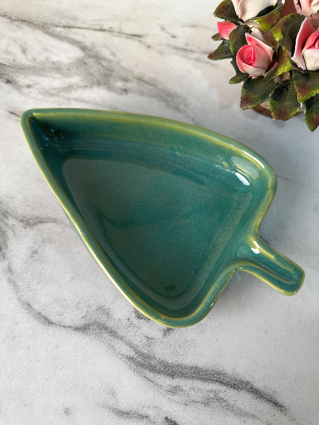 Buy CasaTrunk Green Leaf Shaped Ceramic Platter - Food Platter for ...