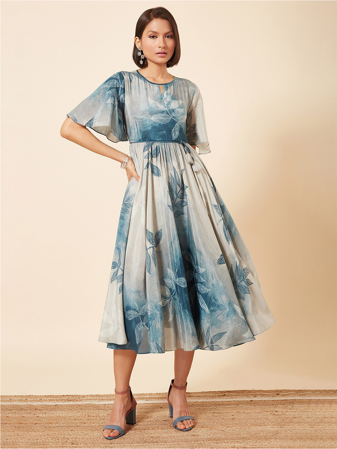 Buy Marigold Lane Conversational Printed Flared Sleeves Casual Fit ...