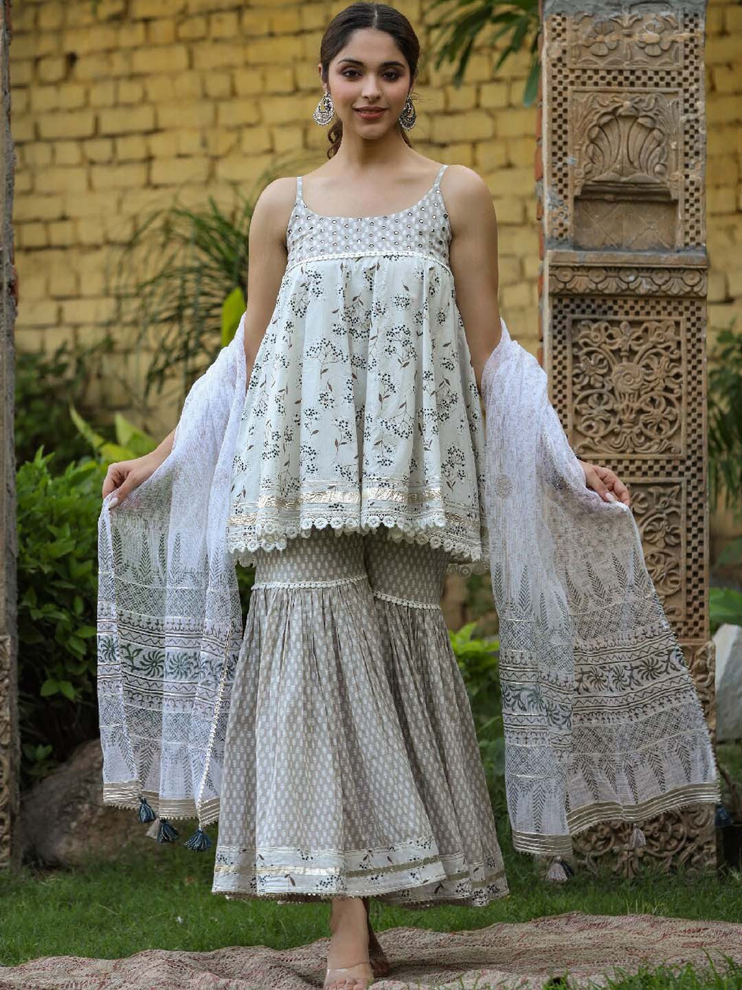 Buy EverBloom Floral Printed Empire Pure Cotton Kurti With Sharara & Dupatta - Kurta Sets for ...