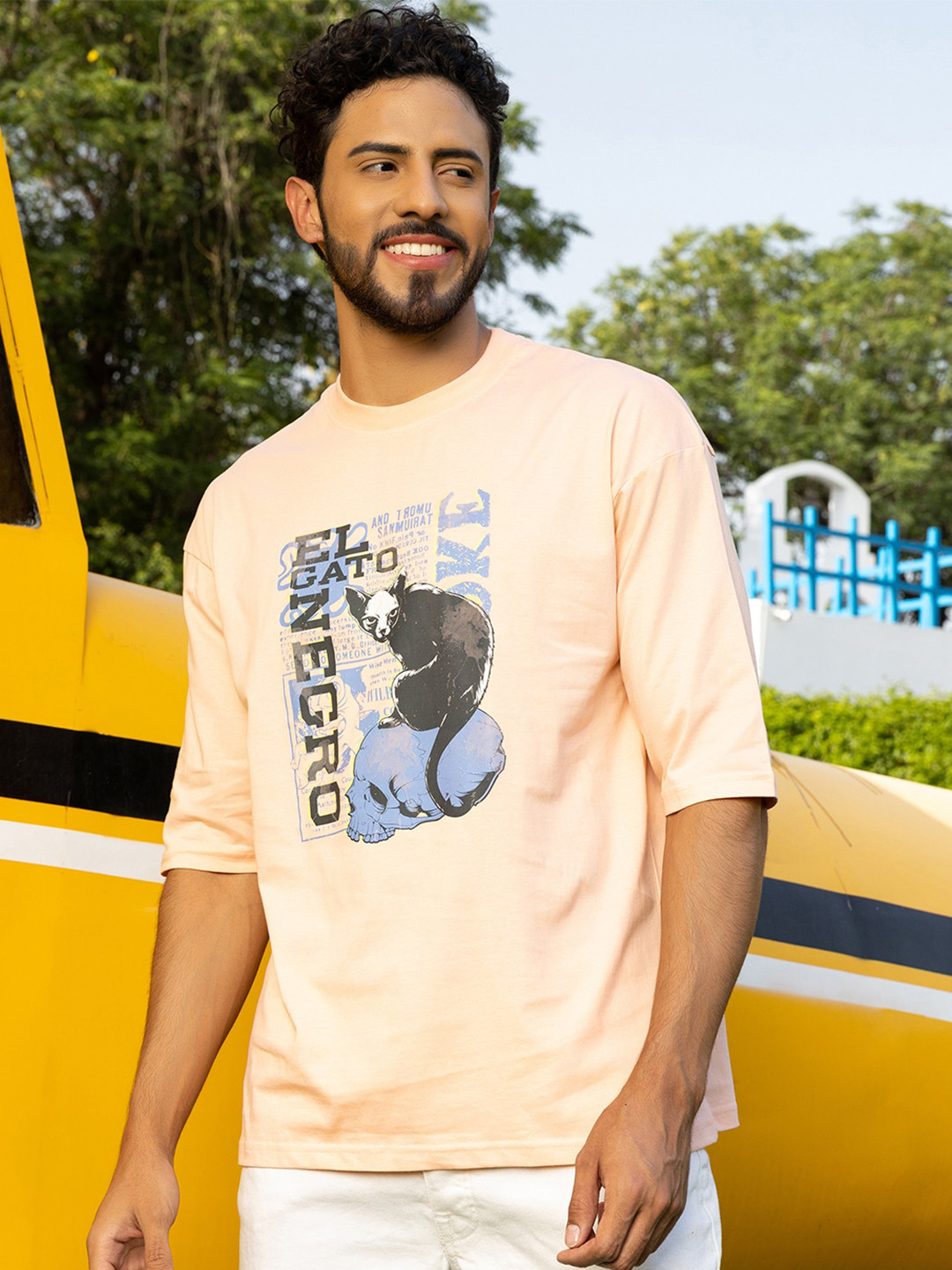 Buy Gavin Paris Graphic Printed Oversized Fit Drop Shoulder Sleeves T ...