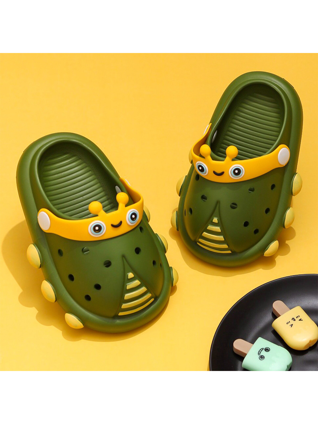 Buy Yellow Bee Girls Bug Pattern Clogs - Flip Flops for Girls 23437176 ...
