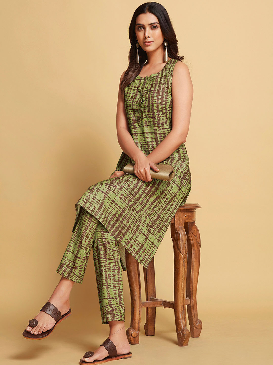 Buy Sangria Olive Green Tie & Dye Printed Cotton Straight Kurta ...