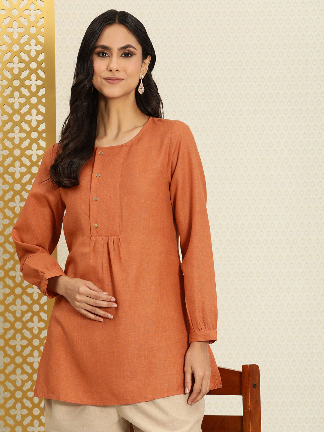 Buy House Of Pataudi Solid Round Neck A Line Rozana Short Kurti ...