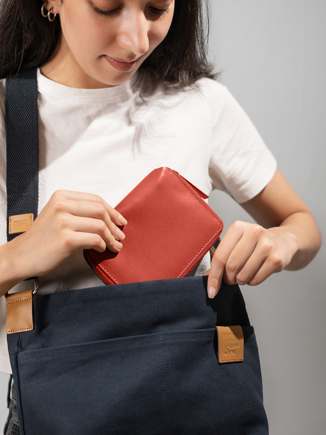 Buy DailyObjects Unisex Textured Zip Detail Leather With Passport ...