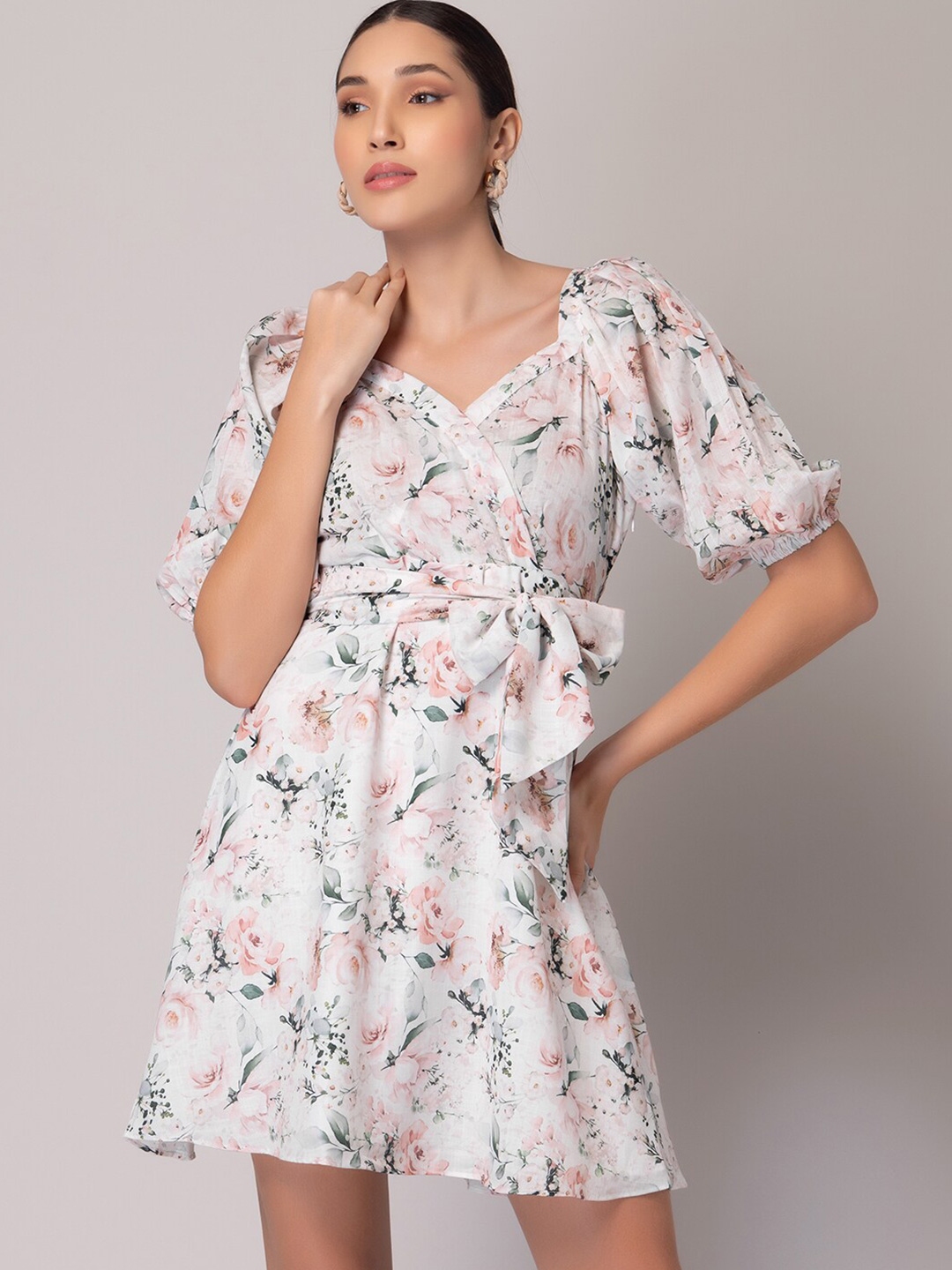 Buy Faballey White And Pink Floral Printed Puff Sleeves Sweetheart Neck