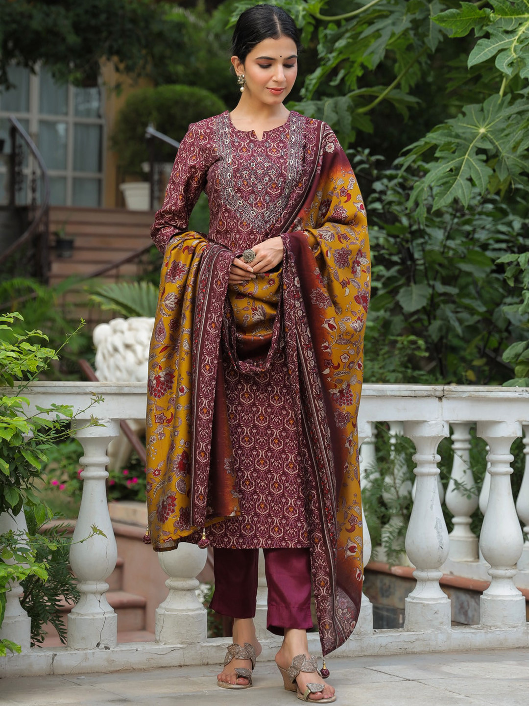 Buy PIROH Ethnic Motifs Foil Printed Kurta & Trousers With Dupatta ...