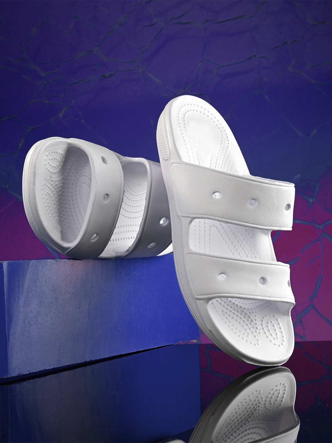 Buy HRX By Hrithik Roshan Men White Comfort Fit Rubber Sliders - Flip ...