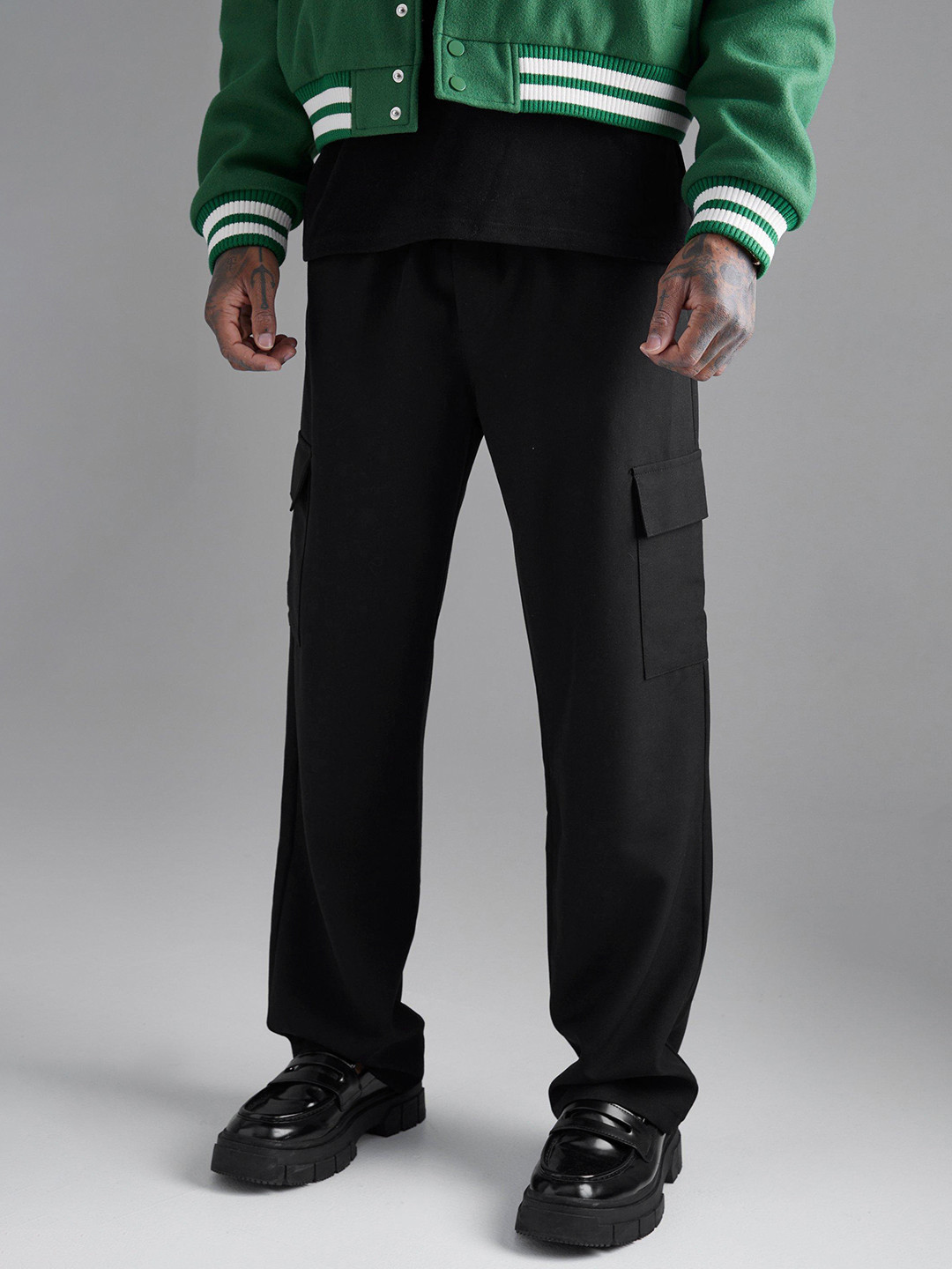 Buy BoohooMAN Relaxed Fit Cargos Trousers - Trousers for Men 23753528 ...