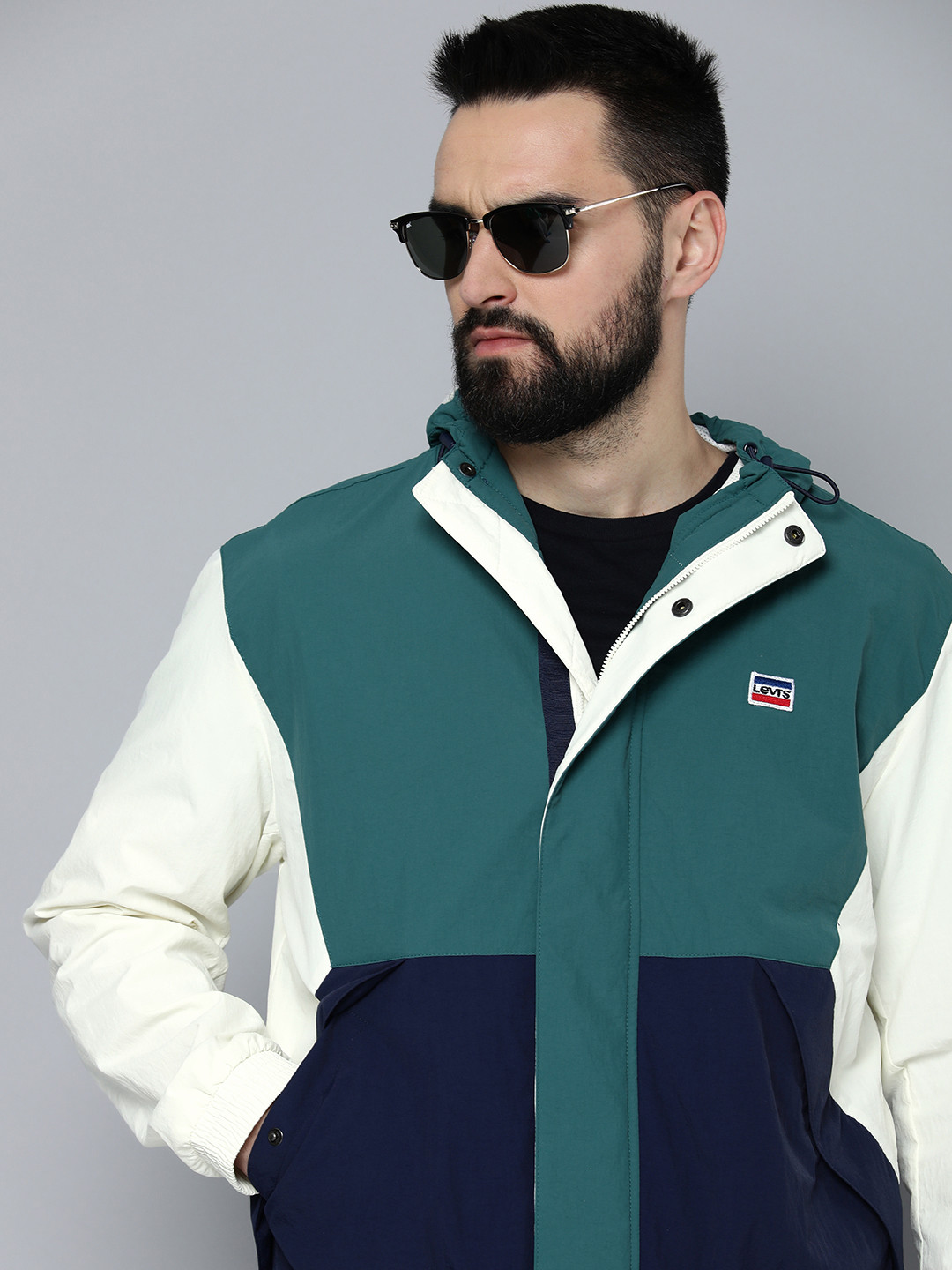 Buy Levis Colourblocked Hooded Jacket - Jackets for Men 23756832 | Myntra