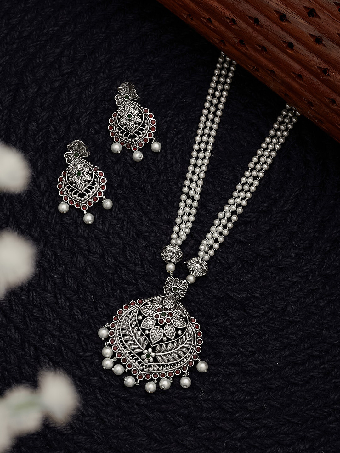 Buy ATIBELLE Silver Plated Stone Studded & Beaded Jewellery Set ...
